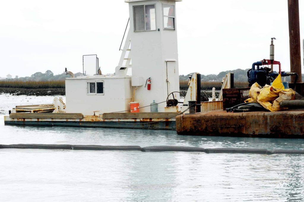 Ultra-Oil Filter Boom® – Rocky Mountain Environmental Ltd.